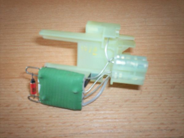 Opornik nawiewu Opel Vectra A - SKLEP - SPRZEDAŻ CZĘŚCI ZAMIENNYCH DO ...