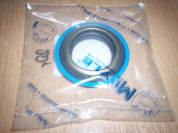 Simering skrzyni biegów Opel 374151 - SKLEP - SPRZEDAŻ CZĘŚCI ...